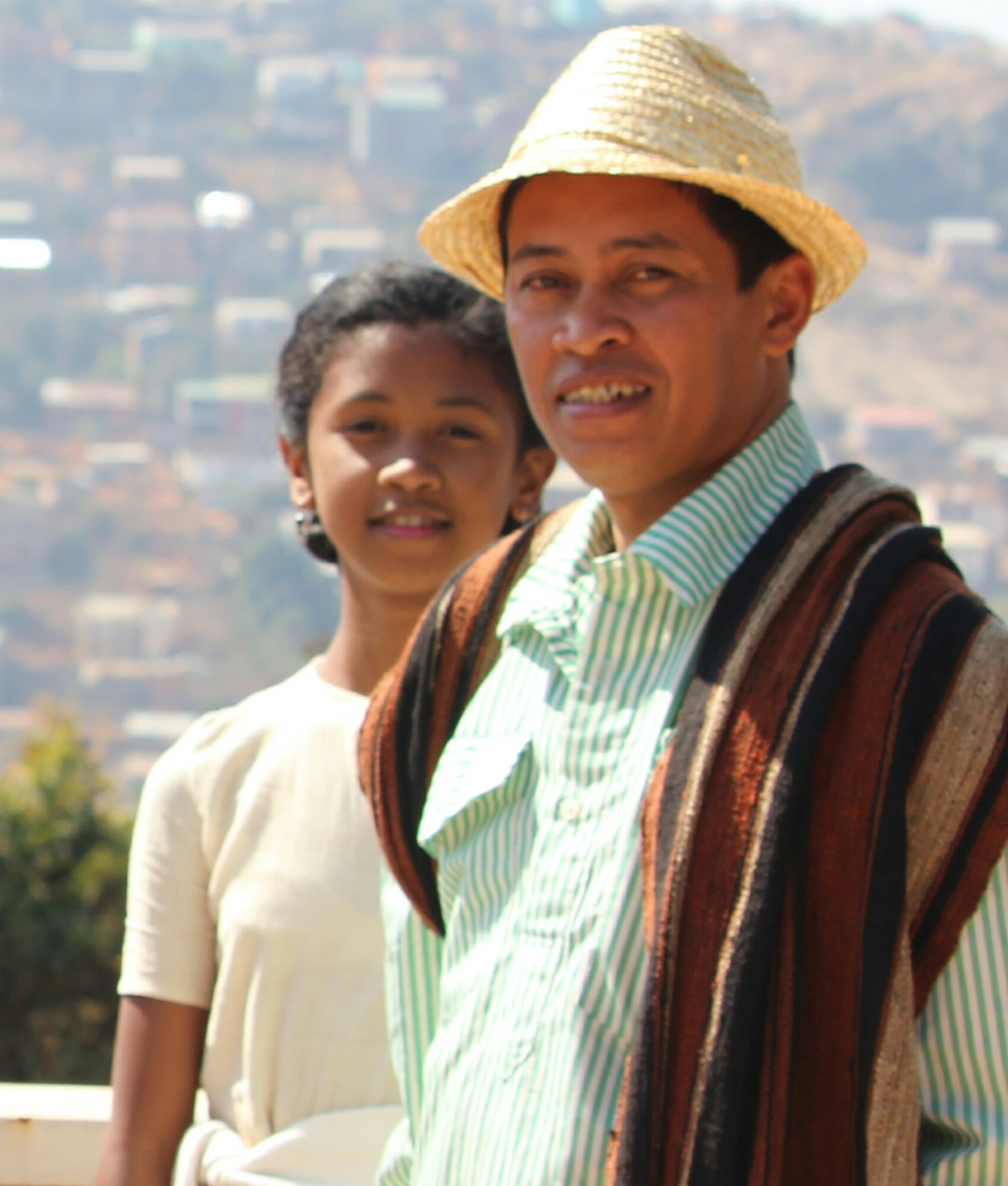 Ry Madagasikarako - Fangia Kalo Gasy - Tononkira Malagasy